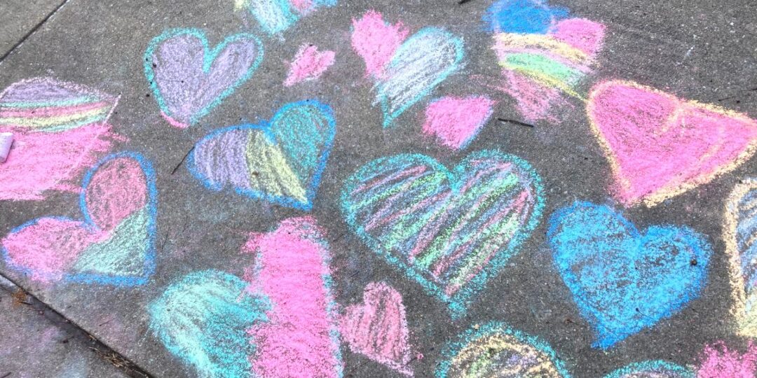 Easy Sidewalk Chalk Art Activity - Mama of Minis