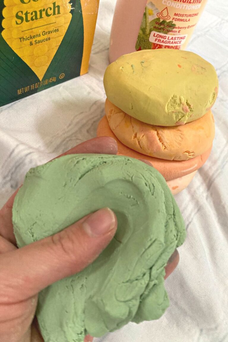 How to Make Cloud Dough - Soft and Fluffy Cloud Dough Recipe