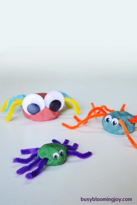 15 Awesome Bug Activities for Toddlers and Preschoolers - Mama of Minis